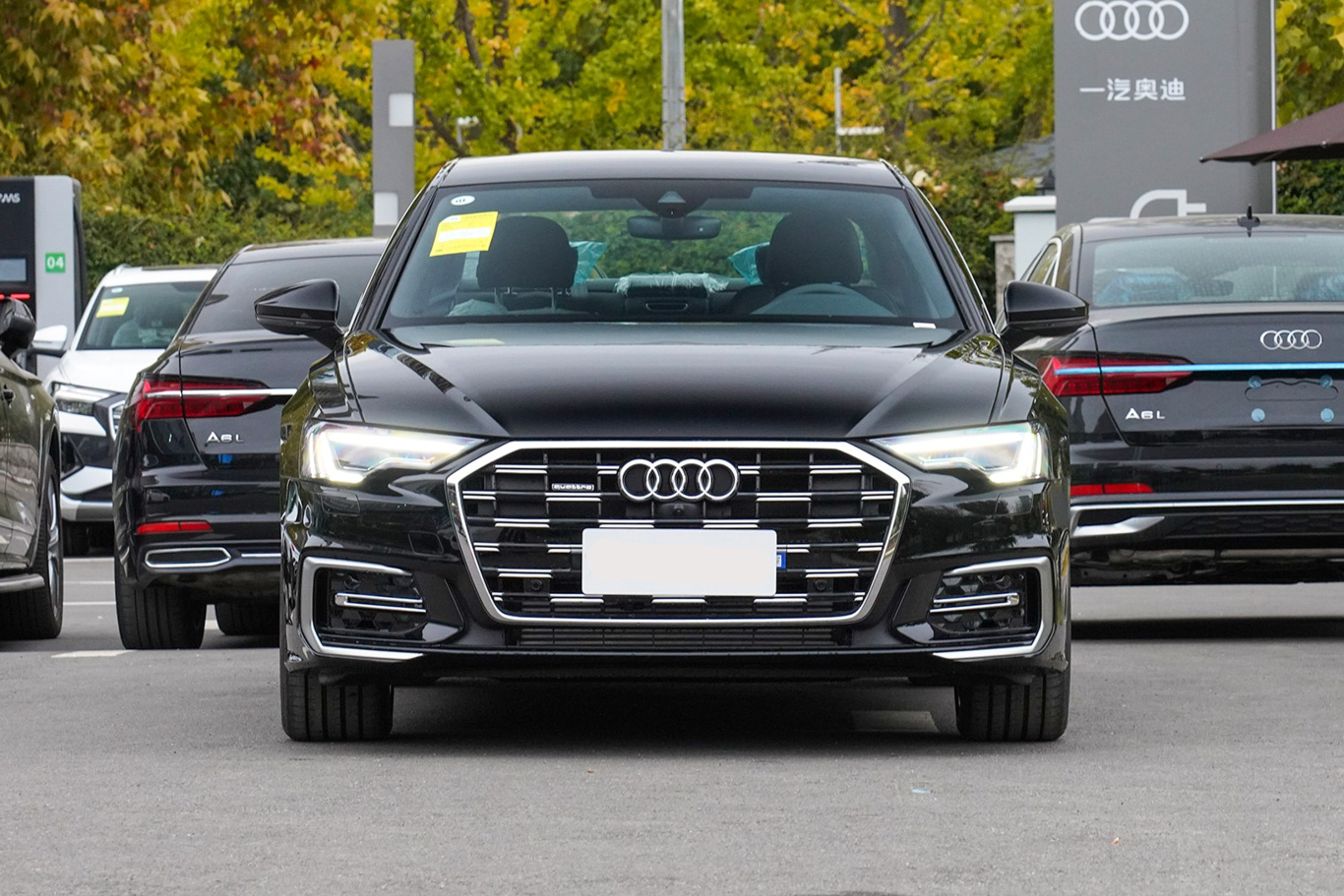 一、二线豪华怎么选？奥迪A6L、奔驰E级对比沃尔沃S90