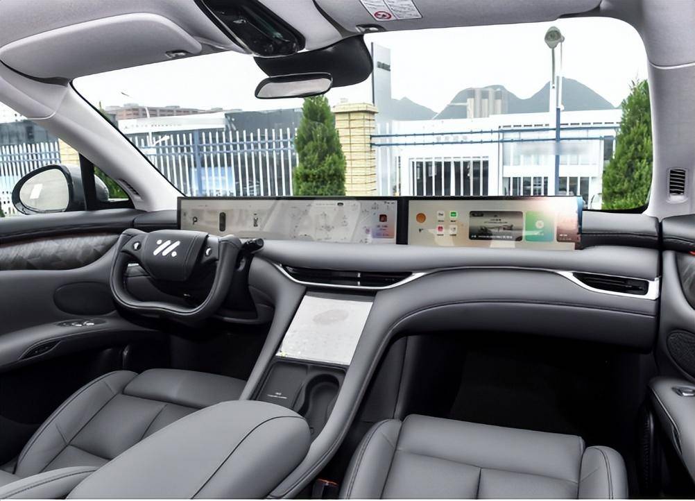 跨界SUV横评：智己LS6、小鹏G9和阿维塔11，20万级落地谁最强？