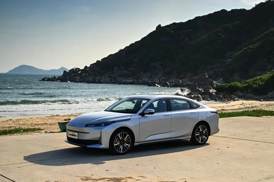 有比秦PLUS DM-i更猛的选手！启源A05已经降到7万8了？