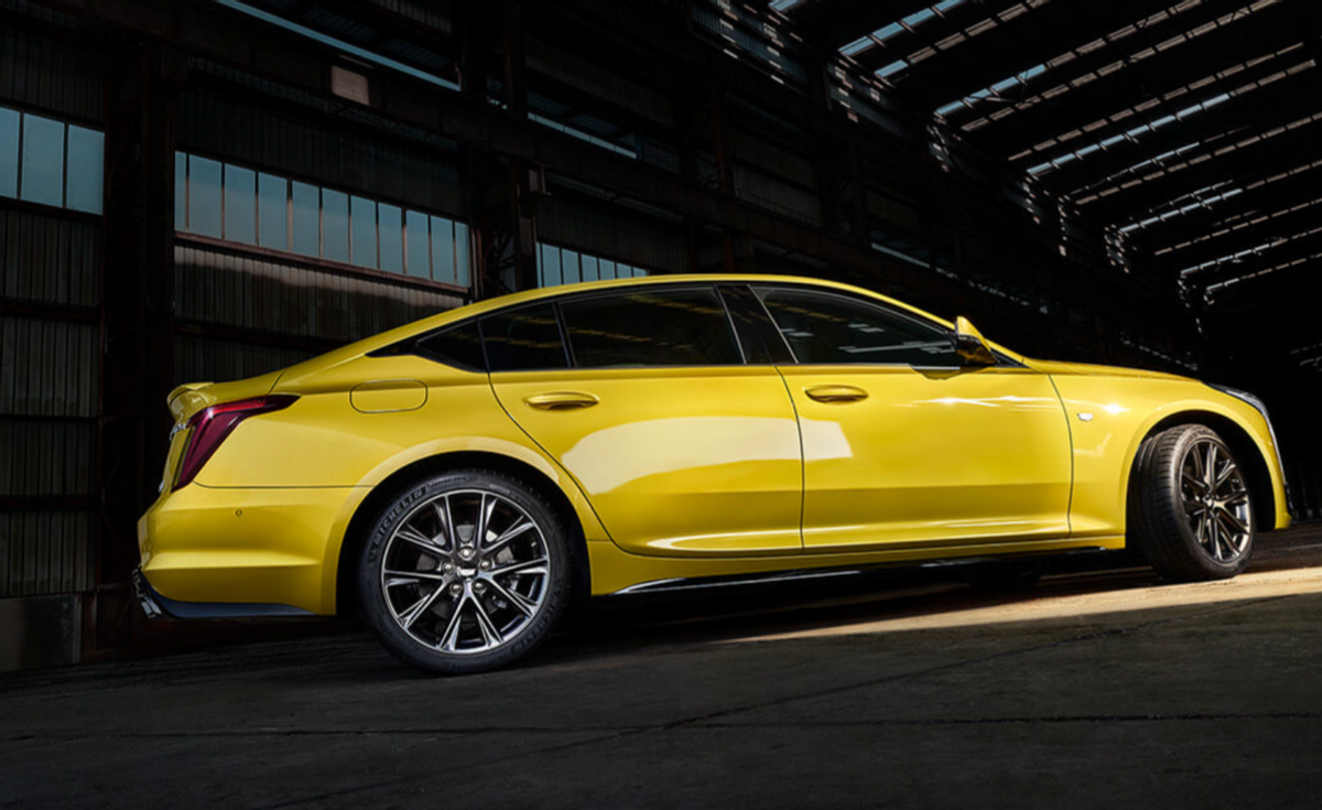 凯迪拉克摊牌了！CT5仅售21.97万起，标配比“34C”选配还要高