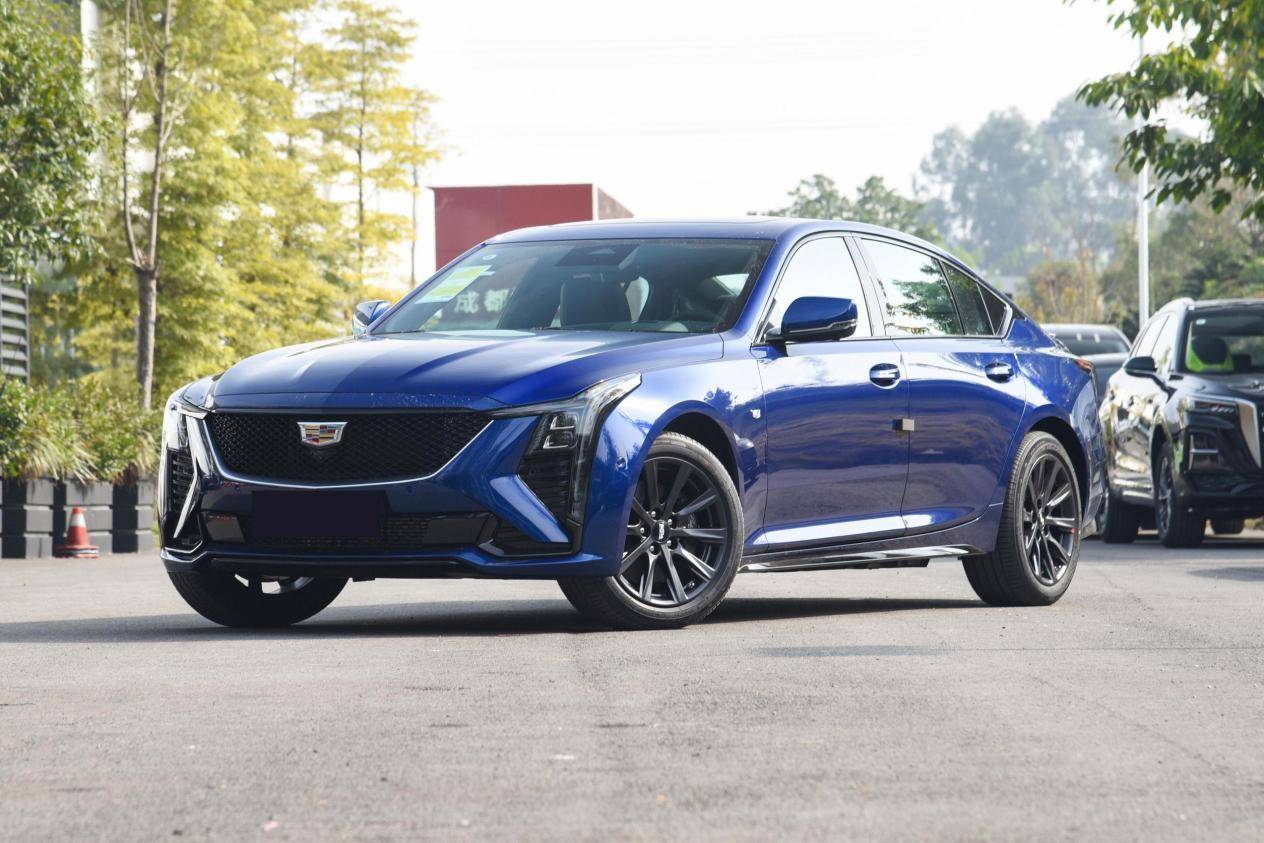 官降7万，前置后驱2.0T+10AT，配MRC磁浮悬挂，33寸曲屏