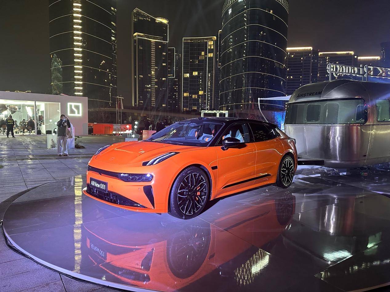 26.9万起售，采用800V高压平台技术！全新极氪001正式上市