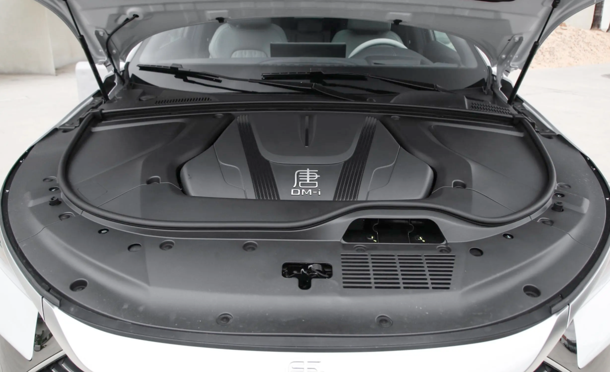 已跌破18万！唐DMi荣耀版也来了，对比合资紧凑型SUV该怎么选？