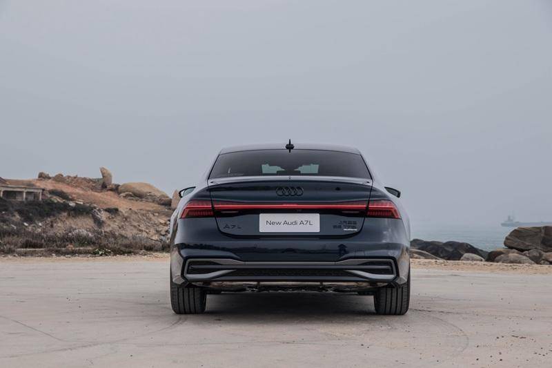 3.0T V6发动机，零百5.6秒，新奥迪A7L实力如何？