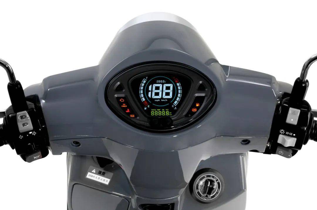 是时候骑上FIDDLE 150奔赴山海了！