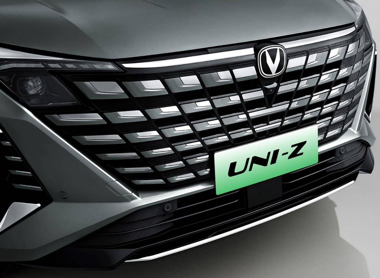 长安UNI-Z不到12万起售 性价比好像真挺高的 比银河L7强一点？