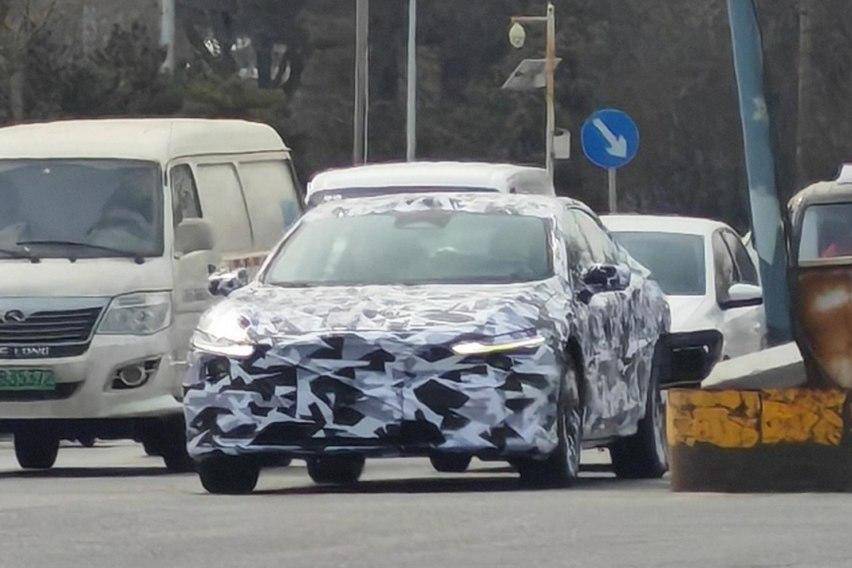 马自达J90A实车曝光，基于长安汽车纯电平台打造，或北京车展亮相