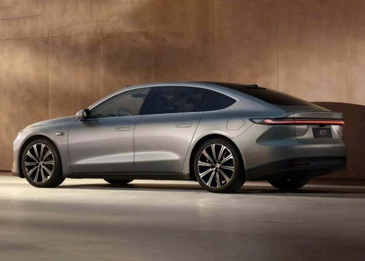 现款42.8万起售，2024款蔚来ET7官图发布，最高续航可达1050公里