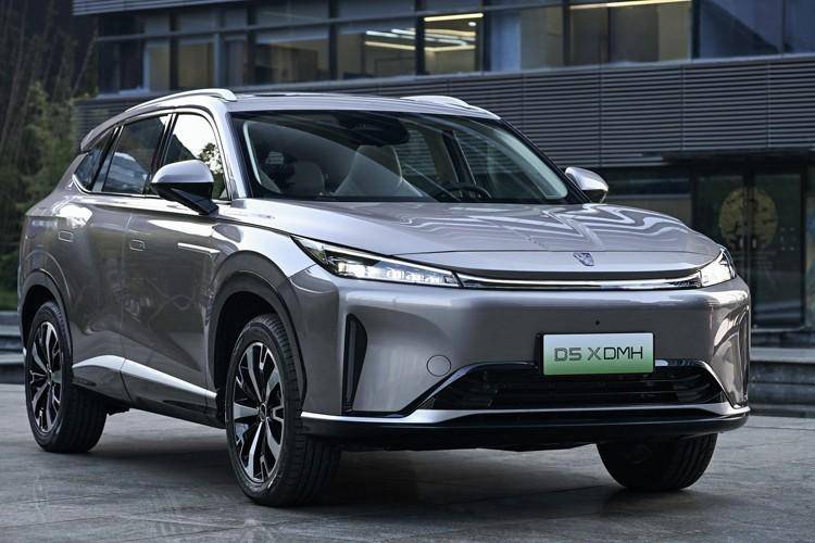 2024北京车展：荣威D5X DMH预售价11.98万起