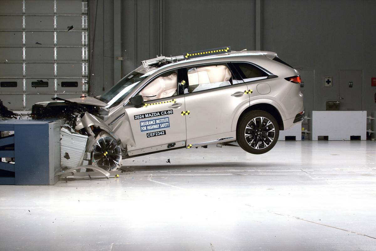 这些71款汽车在IIHS（美国公路安全保险协会）更为严格的安全标准下荣获了“IIHS Top Safety Pick”奖项