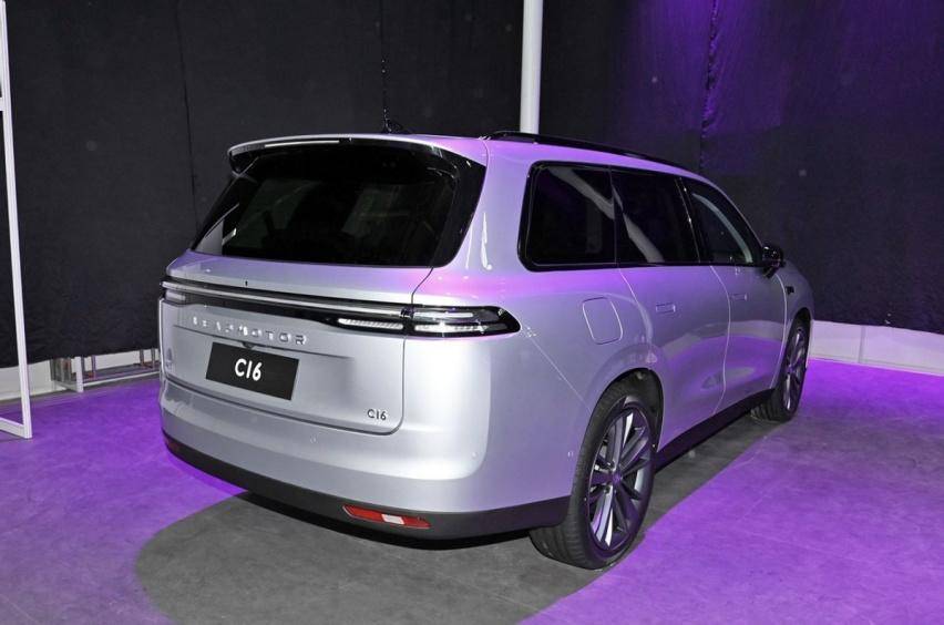 零跑C16实车曝光，顶配不超20万，绝对是L6劲敌