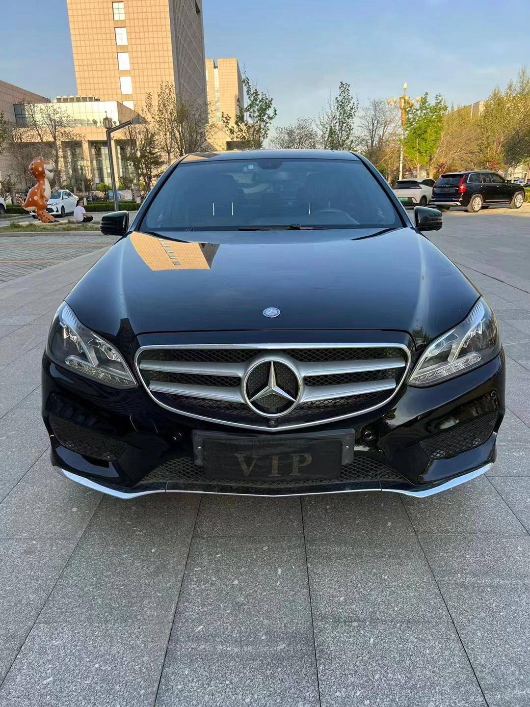 奔驰E300L：尊贵与舒适的完美融合