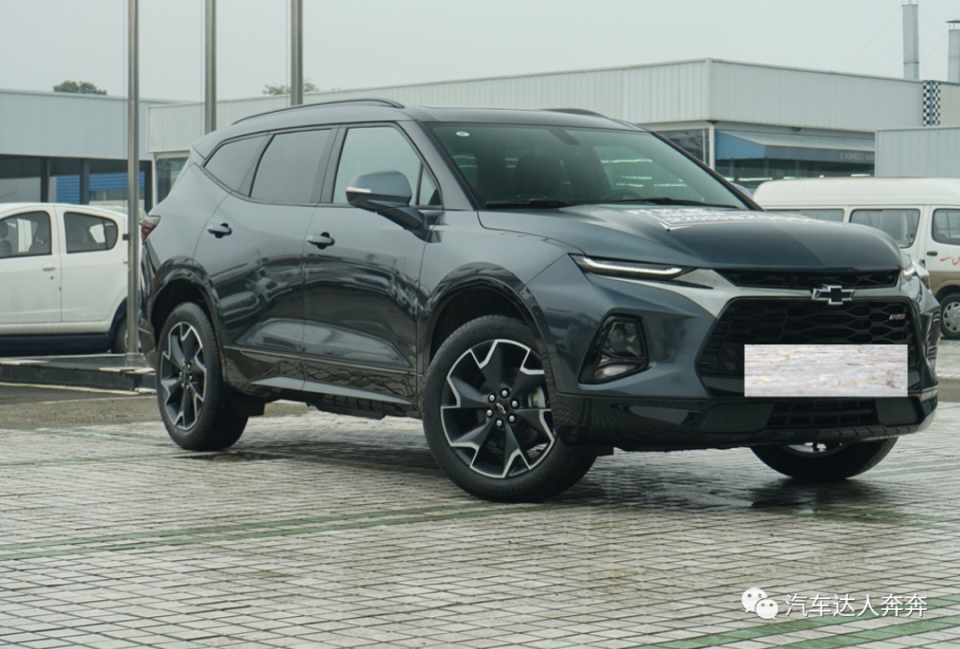 预算30万，推荐这三款SUV，帕里斯帝配3.5LV6引擎，纯进口