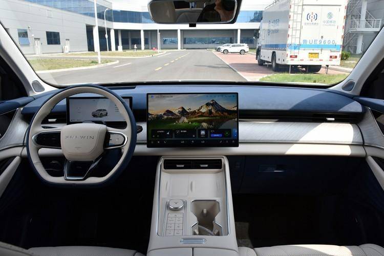 1.5T插混动力，续航超1400km，奇瑞风云T9 如何？