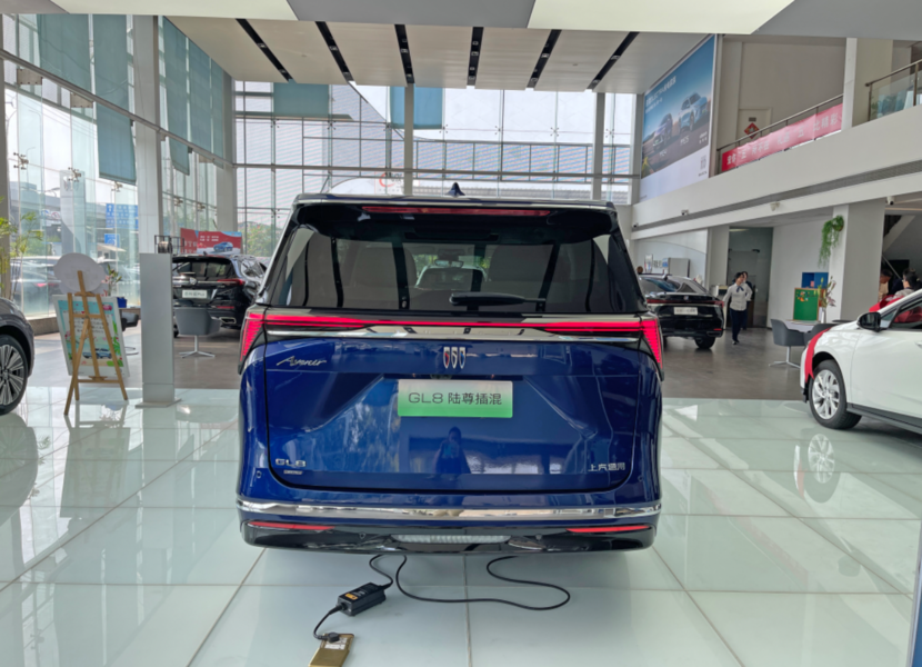 压力给到腾势D9/岚图梦想家 到店体验别克GL8 PHEV