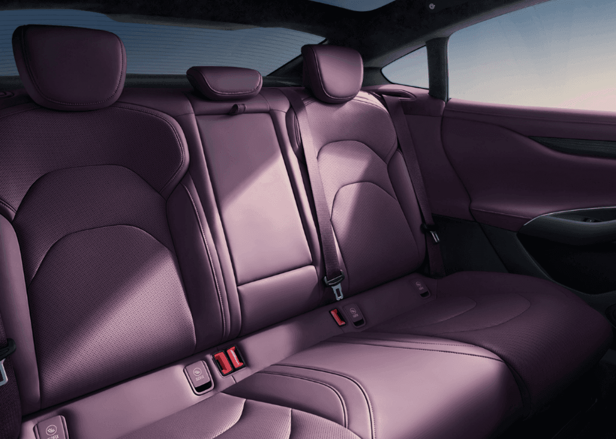 小米SU7、智己L6、极氪007怎么选？给20万级热门纯电轿车拎重点