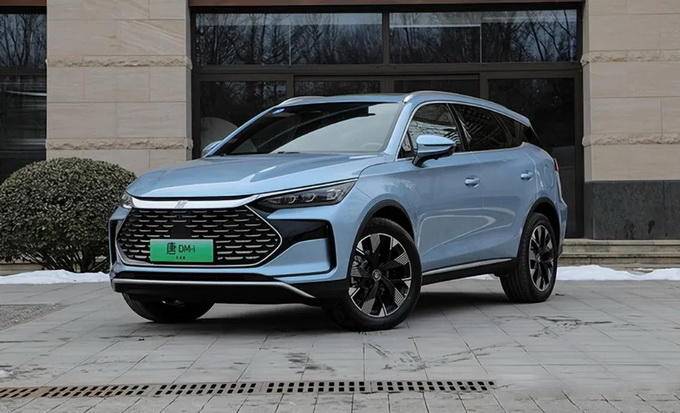 比亚迪唐DM-i谍照曝光：尺寸升级，搭载DM5.0技术