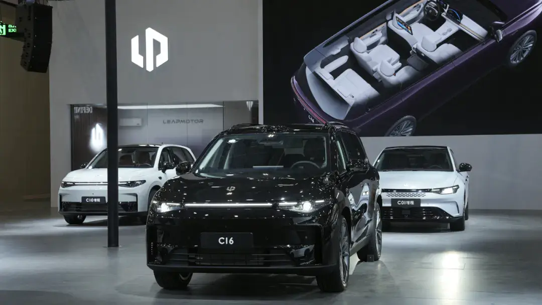 零跑C16领衔全新产品全家桶重磅登陆2024粤港澳大湾区车展