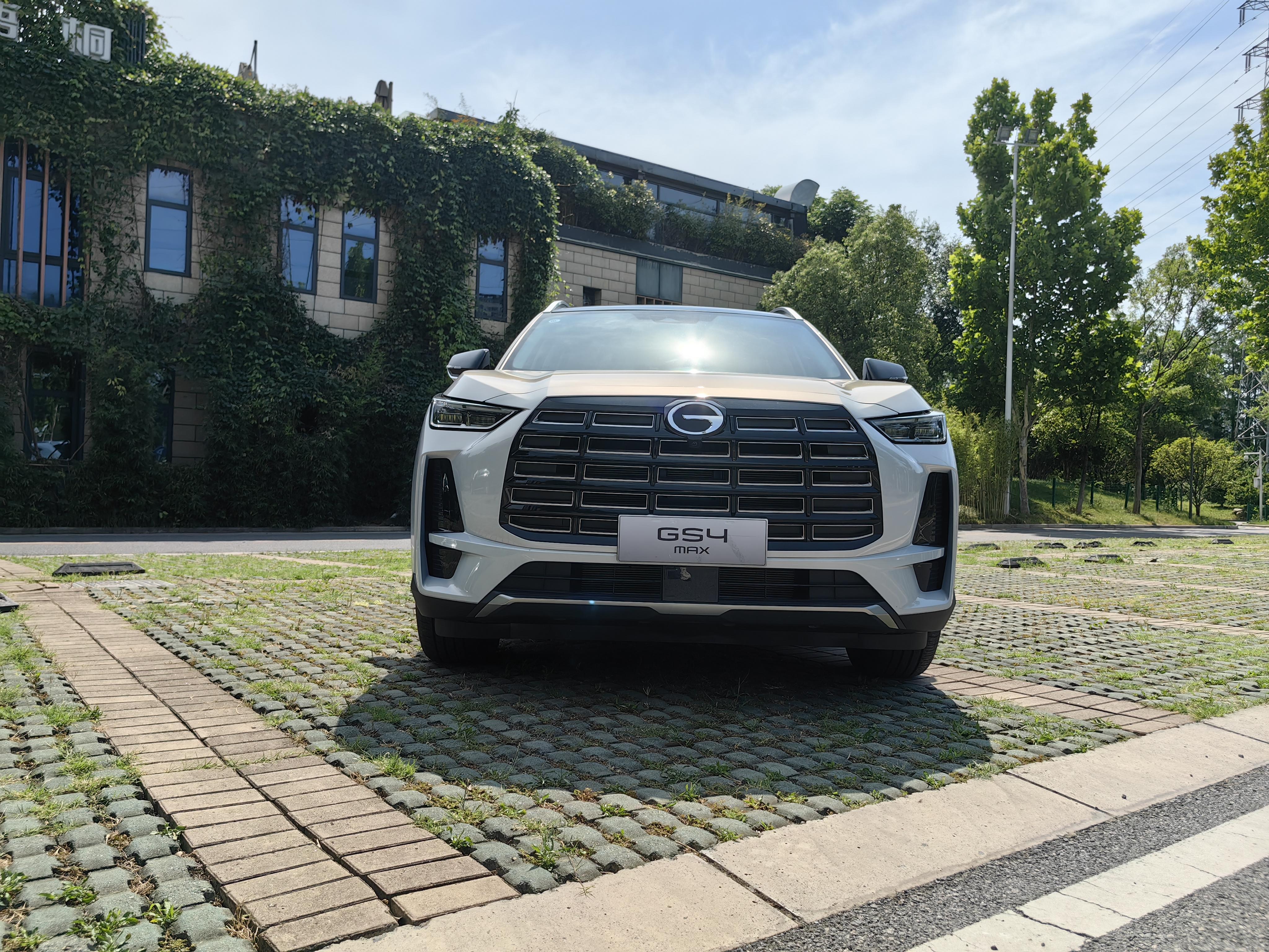 10万级燃油SUV新标杆 试驾传祺GS4 MAX-爱卡汽车爱咖号