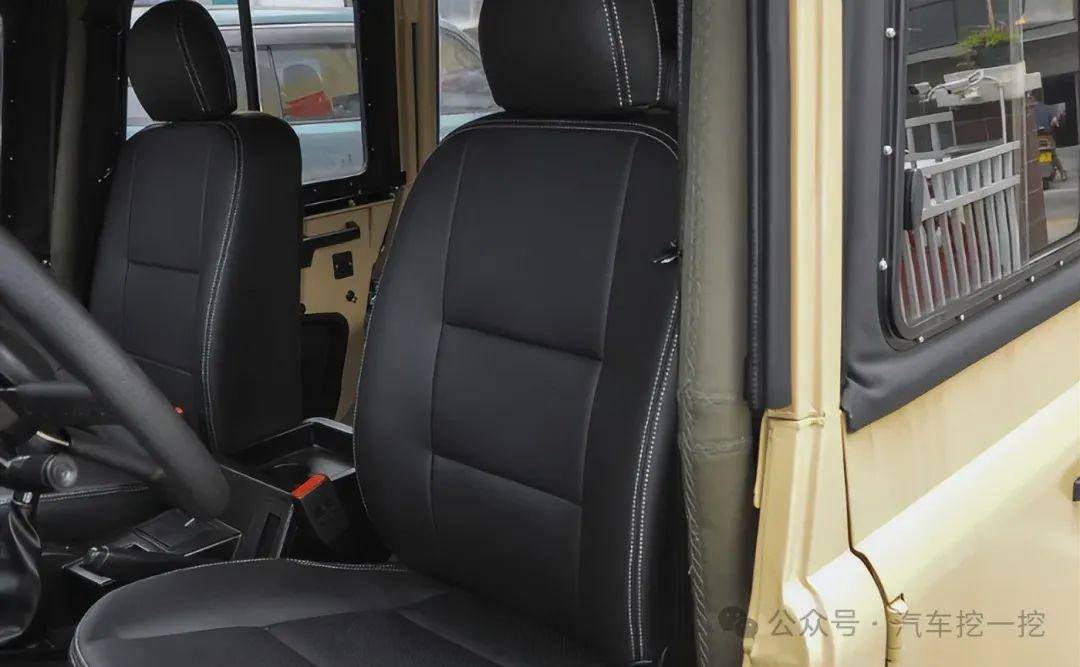 4245mm车身配“T”动力，8.8万起，BJ212能否突破极限？