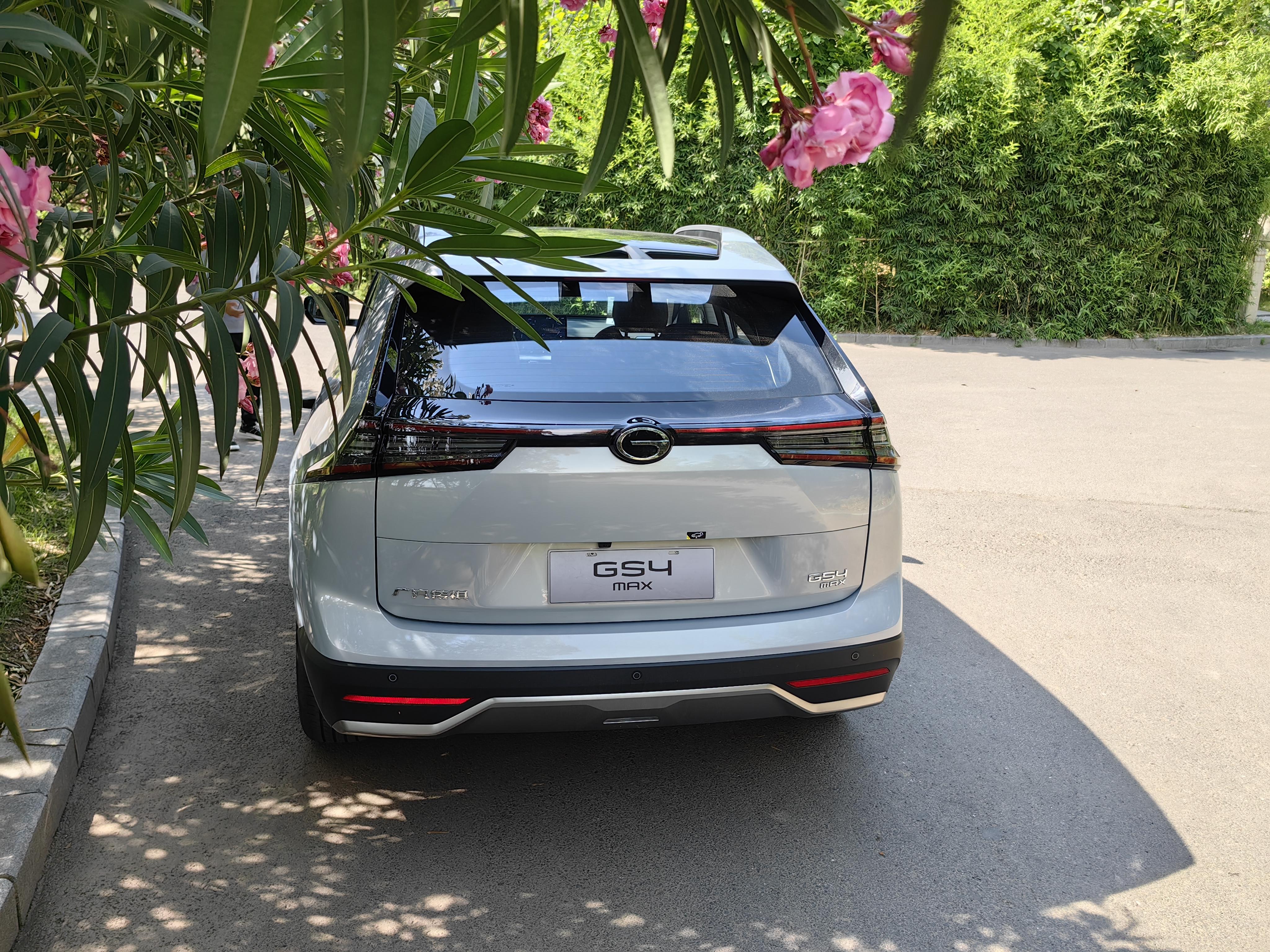 10万级燃油SUV新标杆 试驾传祺GS4 MAX-爱卡汽车爱咖号