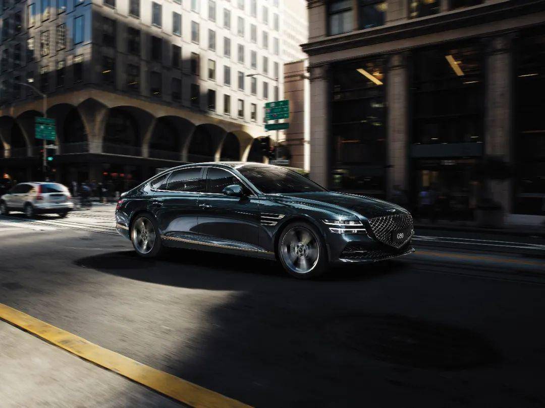 比56E还豪华！这韩系车3米轴距5米车长 关键不到30万！