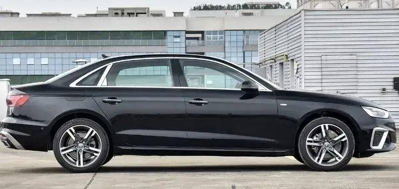 卷吧卷吧，都别过了！2024款奥迪A4L仅售19万多，还要啥大众迈腾？
