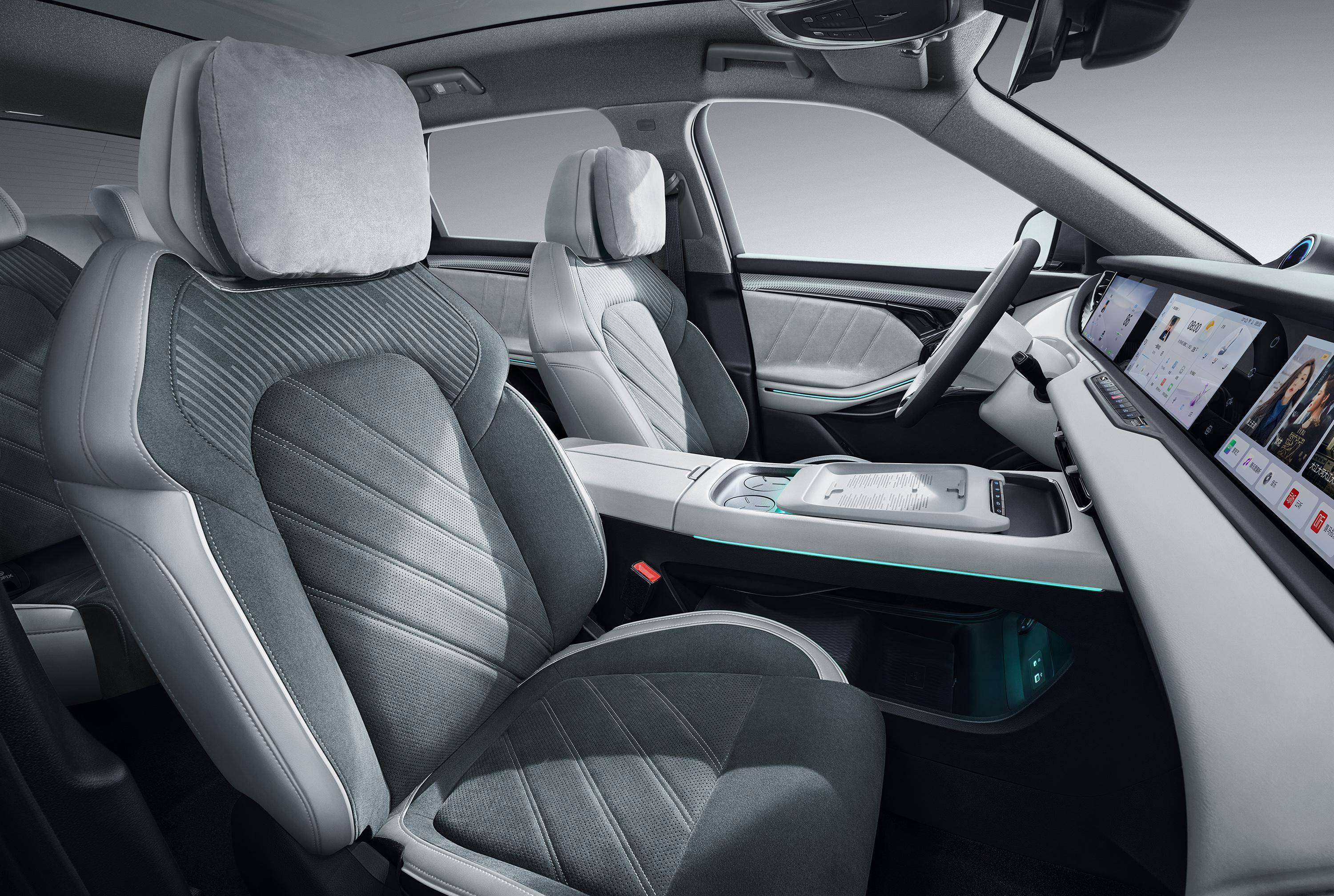 解压生活，尽在掌控 岚图FREE318超值驾控新体验