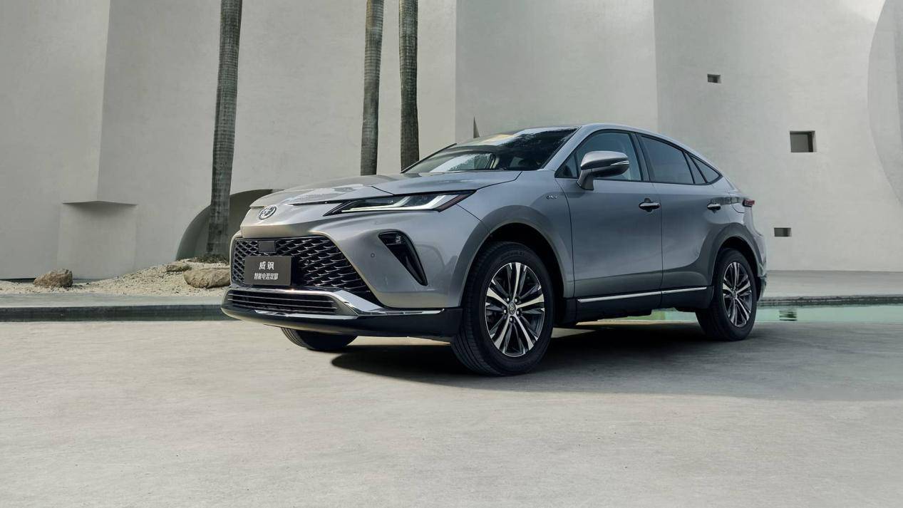 最美丰田SUV改款，升级8155，搭2.0L/2.5L油混，老款优惠8万+