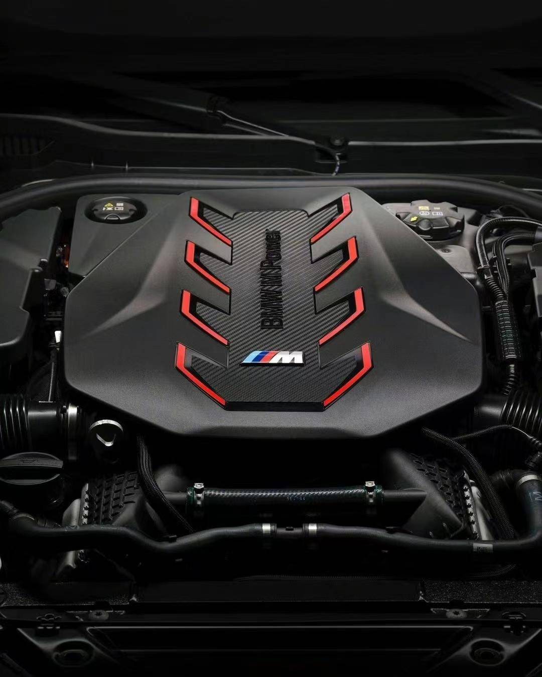 4.4T V8插混，Bimmer们对新一代宝马M5还心动吗？