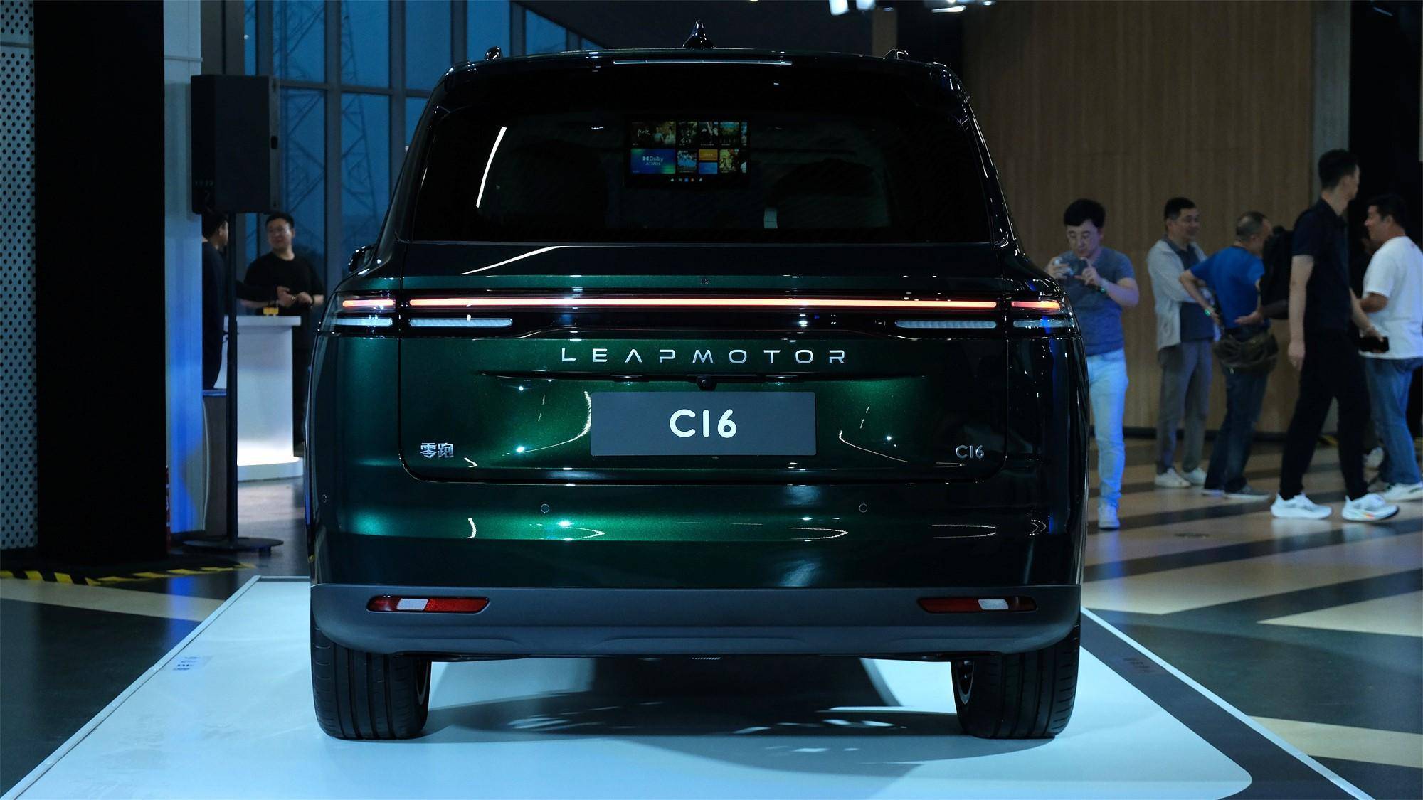 15.58-18.58万元，大6座SUV！零跑C16提前锁定增程爆款？