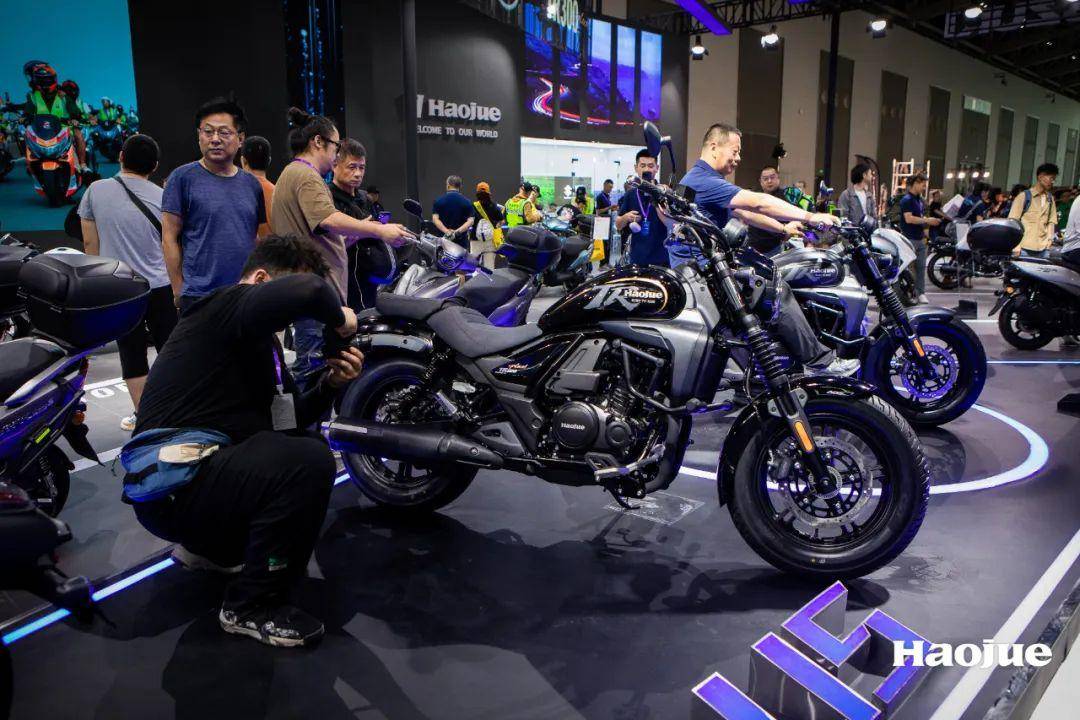 豪爵DN150古都演绎实用美学 新版TR300首现西安摩展