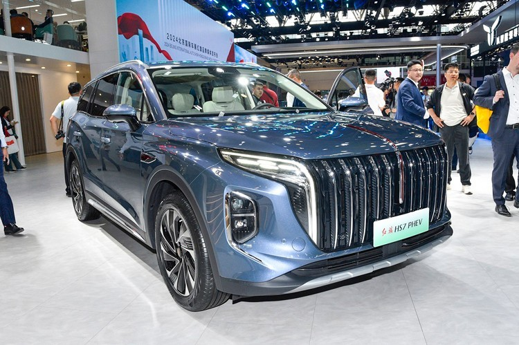 红旗HS7 PHEV（插电混动版）开启预售，限时起售价仅25.98万元
