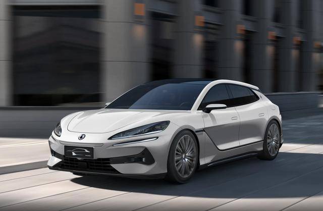 即将上市的两款40万级豪华纯电轿车，享界S9与腾势Z9GT你会考虑谁