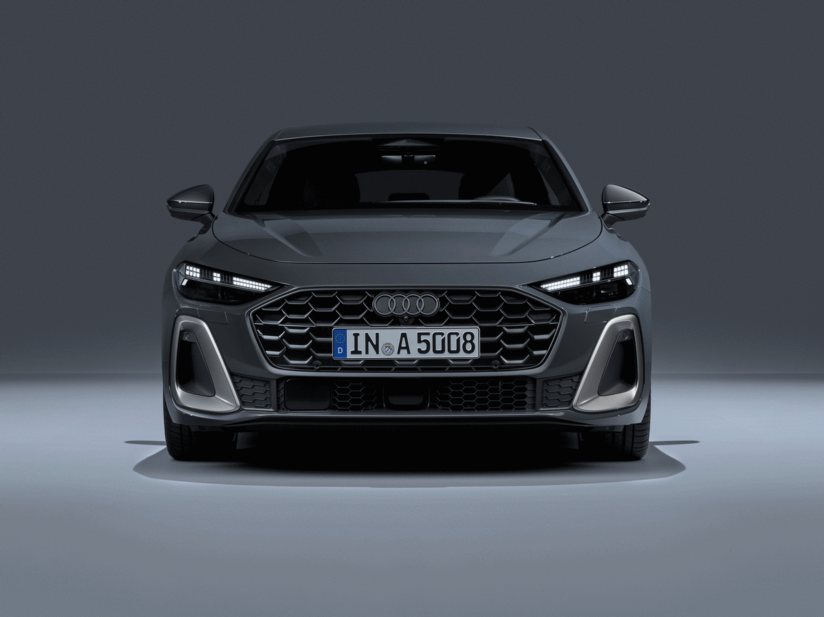 国产全新奥迪A5L即将发布！现款A4L优惠11万起步，两车该怎么选？