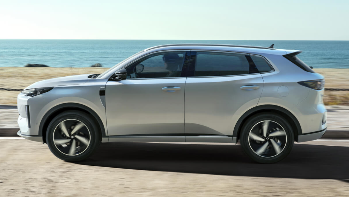 把纯电续航125km的插混SUV拉入10万以内，长安启源Q05真的香！