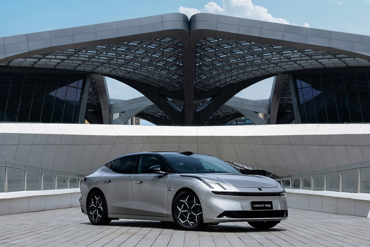 21.58万元起售，领克Z10要用技术战和价值战定胜负！