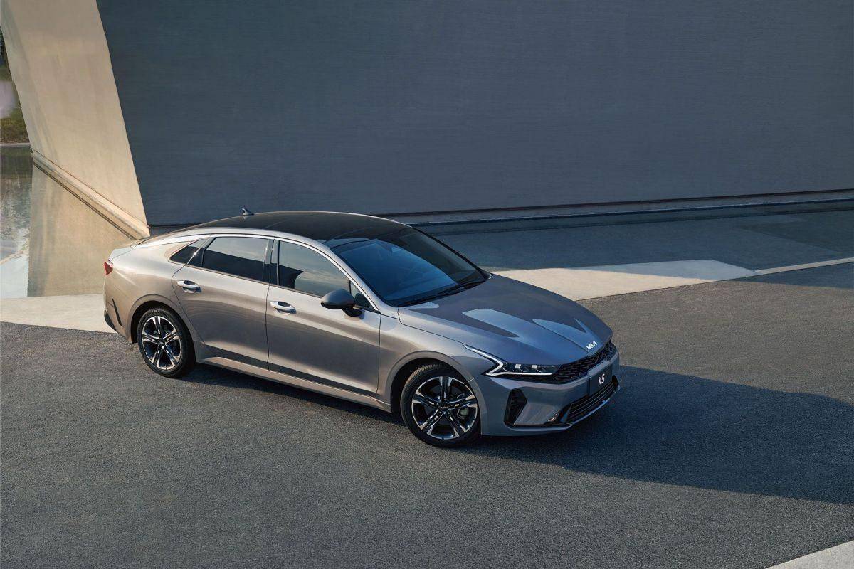 价格下调2.3万还增配，2025款起亚K5 13.98万起上市