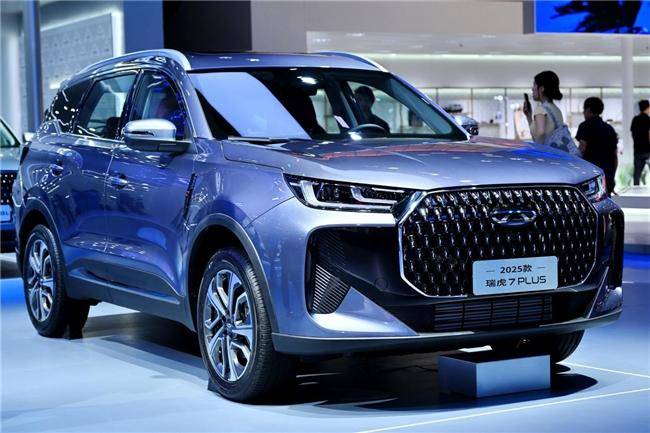 10万级SUV首搭8AT，2025款瑞虎7 PLUS重磅亮相成都车展