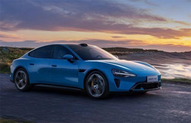 同样21万元，领克Z10能用性价比狙击小米SU7吗？