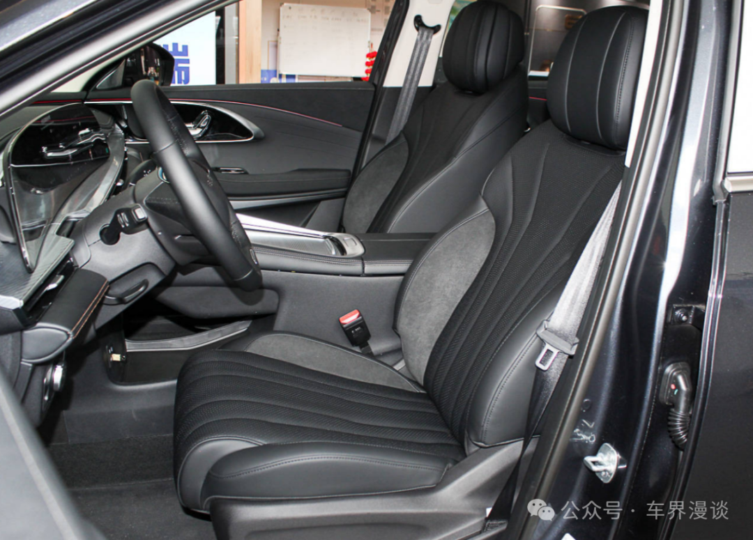 又一款黑马SUV！261马力+2.0T+8AT，10.29万比本田CR - V良心