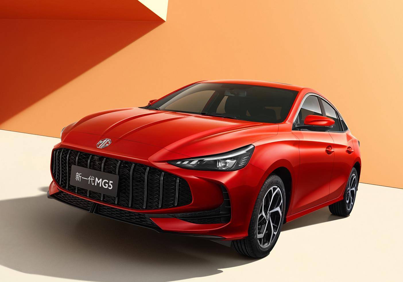 主打低价，全新MG5，限时价6.59万起，全系都是自动挡