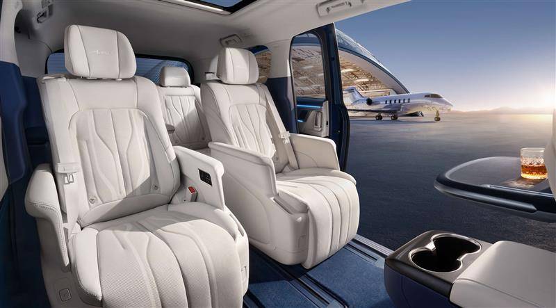 上汽通用别克|200万里程碑，GL8踏新峰