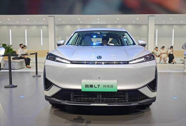 东风风神L7 EV上市，价格惊喜配置有诚意，爆款诞生？
