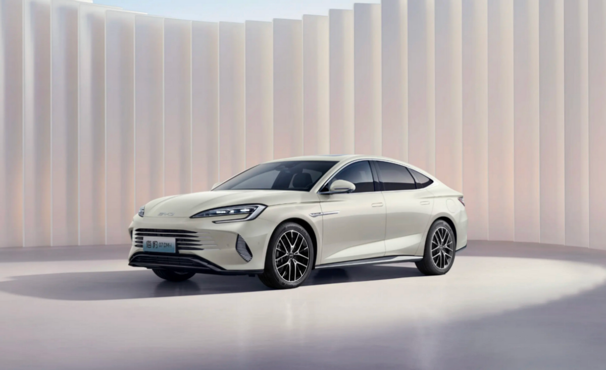 竞争海豹07 DM-i！深蓝2025款SL03上市，售价11.99-14.69万元