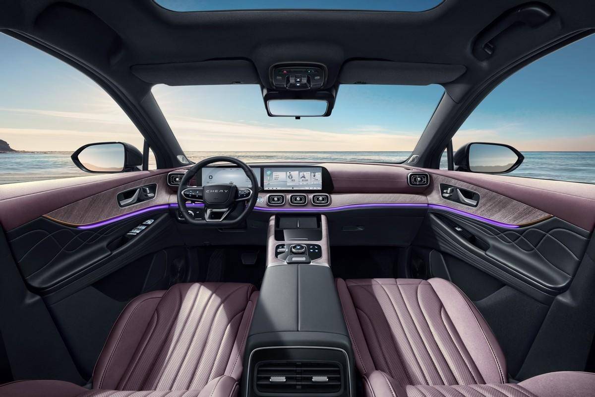 油电双星2025款瑞虎9/C-DM、全新瑞虎8PLUS兰州十一国际车展闪耀上市