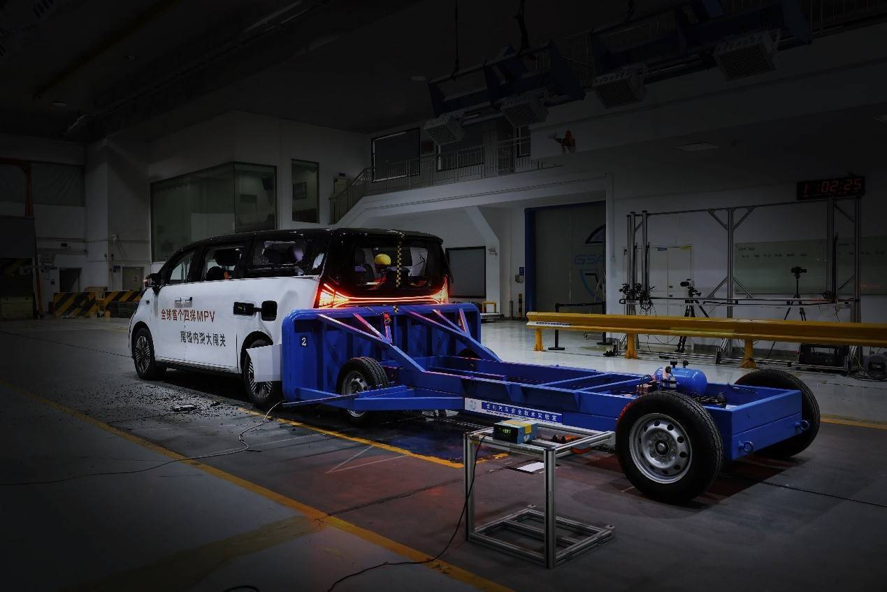 翼真L380震撼问鼎：以史上MPV最高分荣获C-NCAP五星安全认证