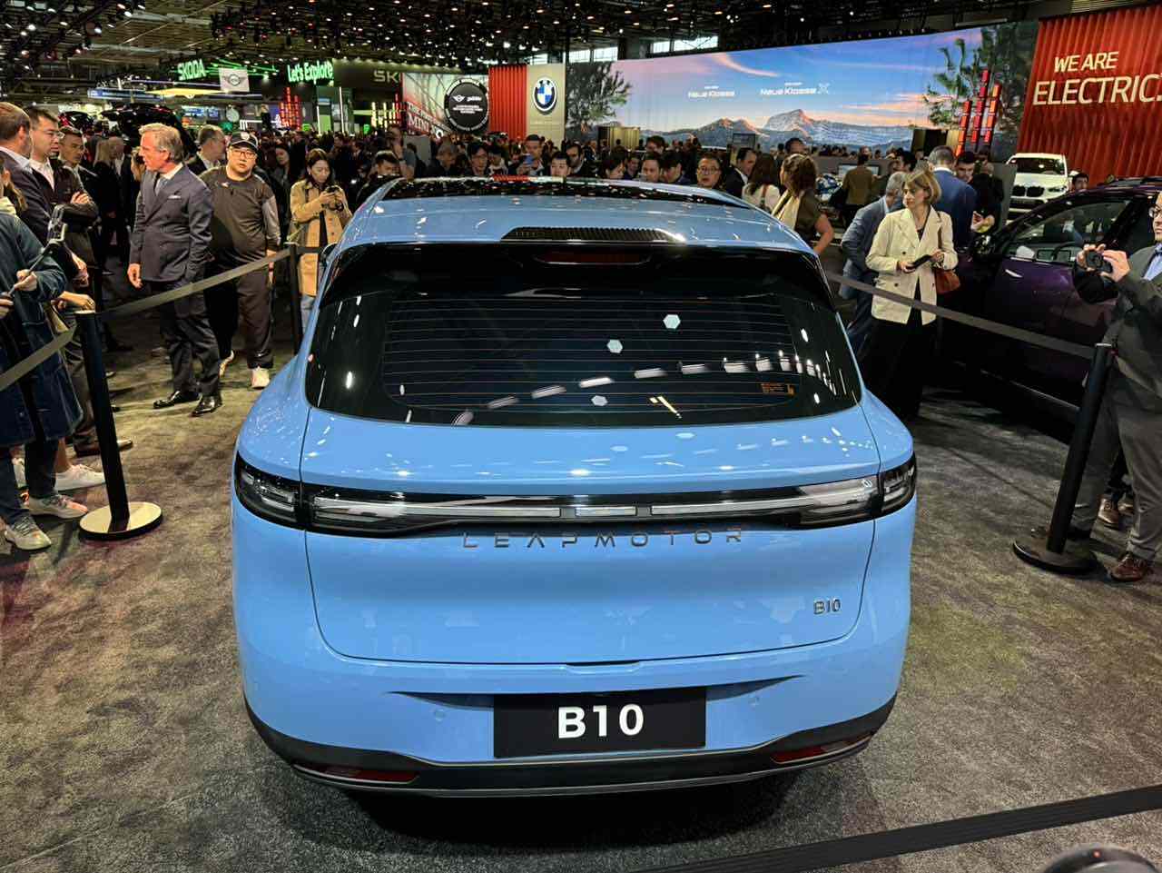 巴黎车展中国车，零跑B10全球首发，创维Q首发亮相