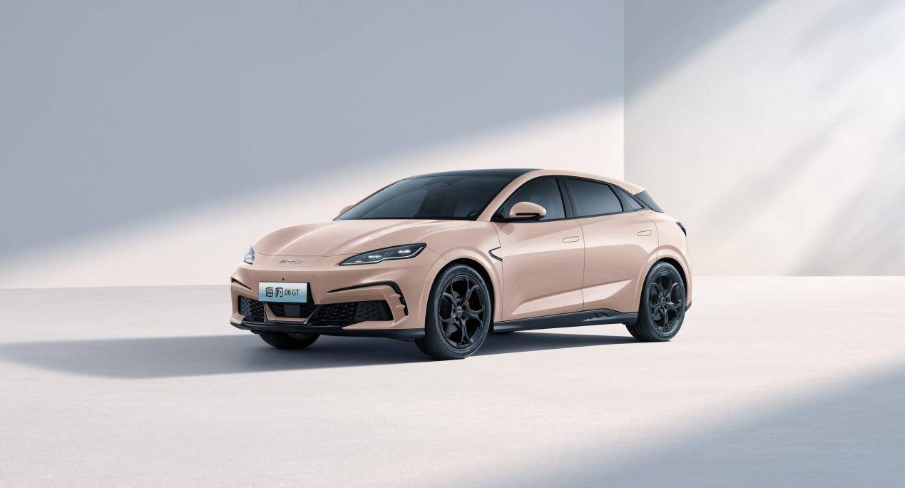 年轻人的第一台GT比亚迪海豹06GT 正式上市，售价13.68万元-18.68万元