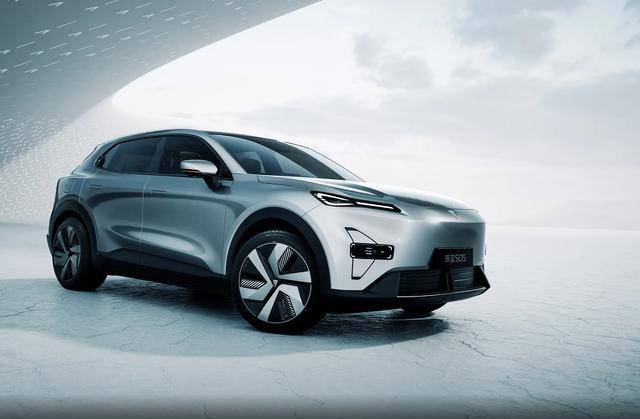 两款紧凑型爆款SUV，深蓝S05和银河E5怎么选？